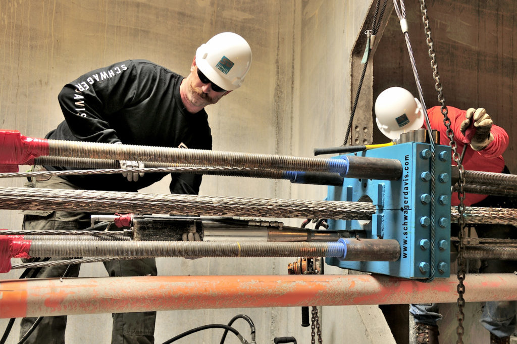 SR 520: De-tensioning the World's Longest PT Tendons - SDI